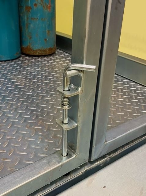 Gas Cylinder Cage - S&S Gas Cages